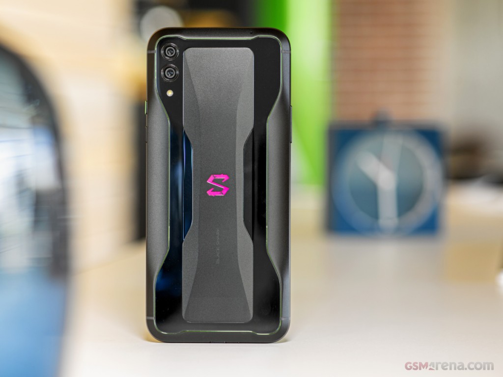 Xiaomi Black Shark 2 pictures, official photos