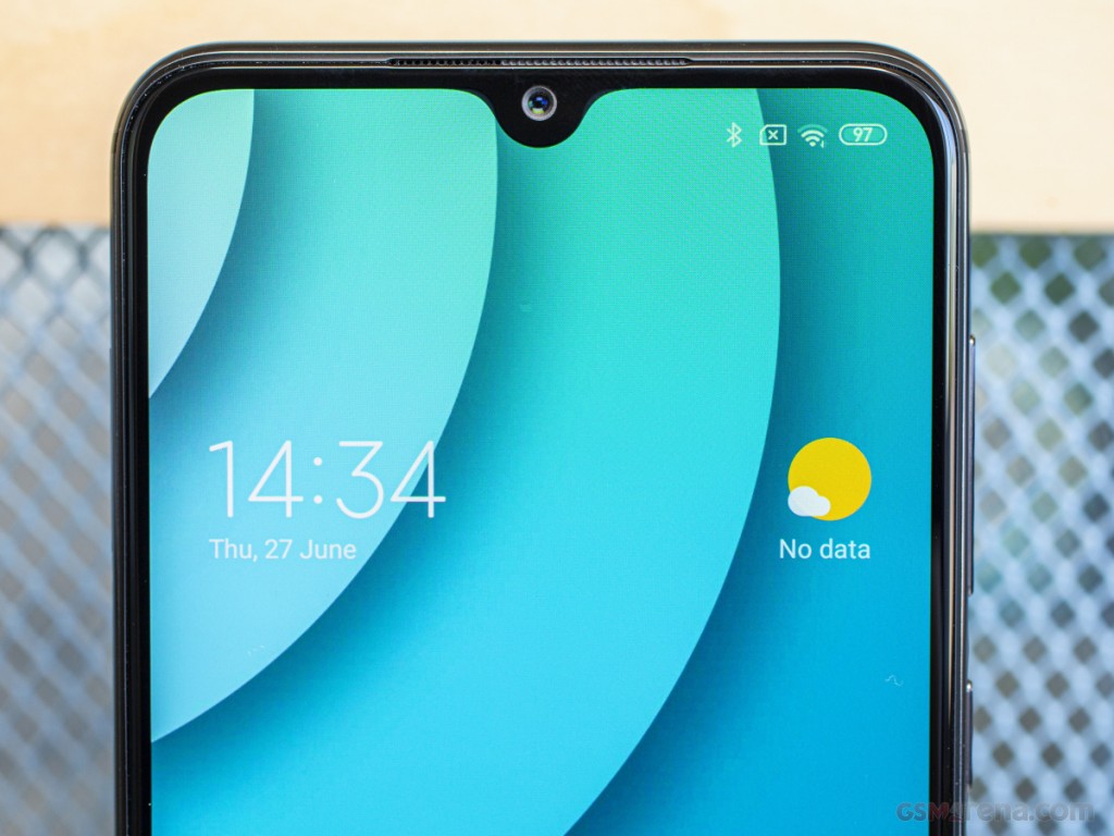 Xiaomi Mi 9 SE pictures, official photos