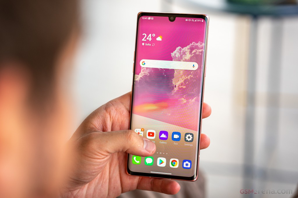 LG Velvet 5G pictures, official photos