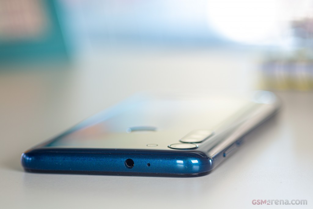 Motorola Moto G8 Power pictures, official photos