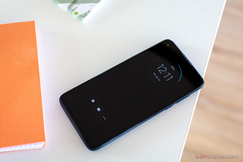 Motorola Moto G8 Power pictures, official photos