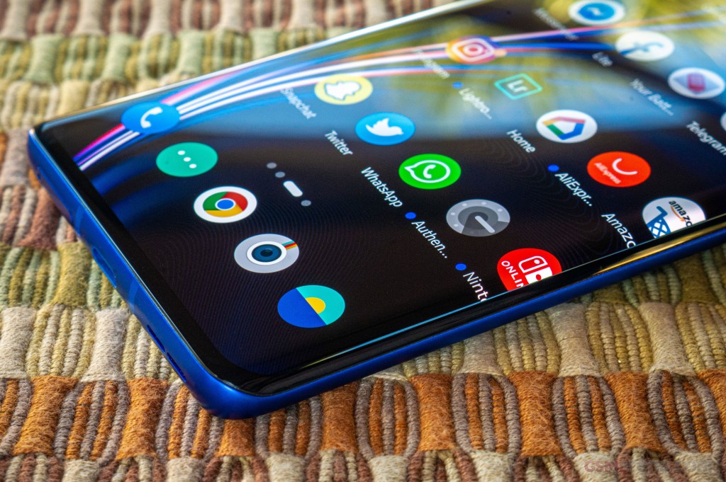 OnePlus 8 Pro pictures, official photos OnePlus 8 Pro pictures, official photos