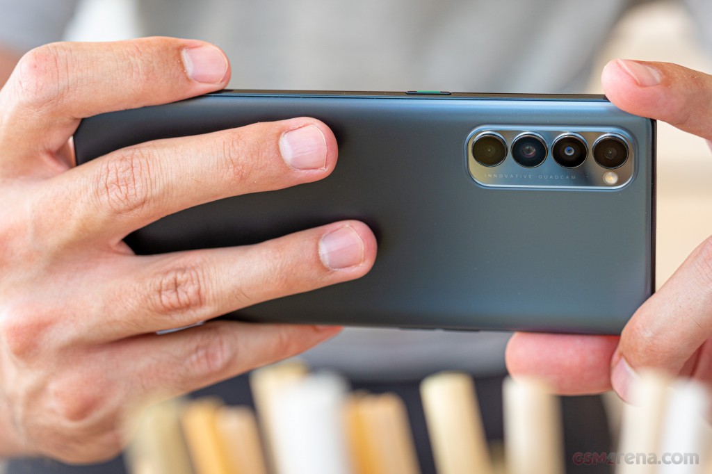 Oppo Reno4 Pro pictures, official photos