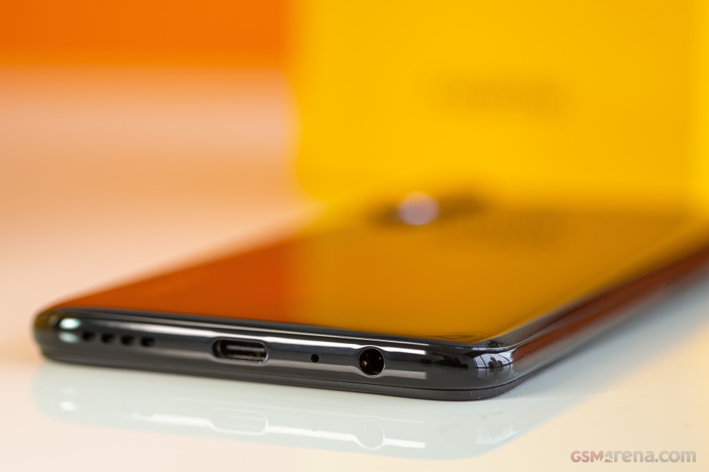 Realme 6 Pro pictures, official photos