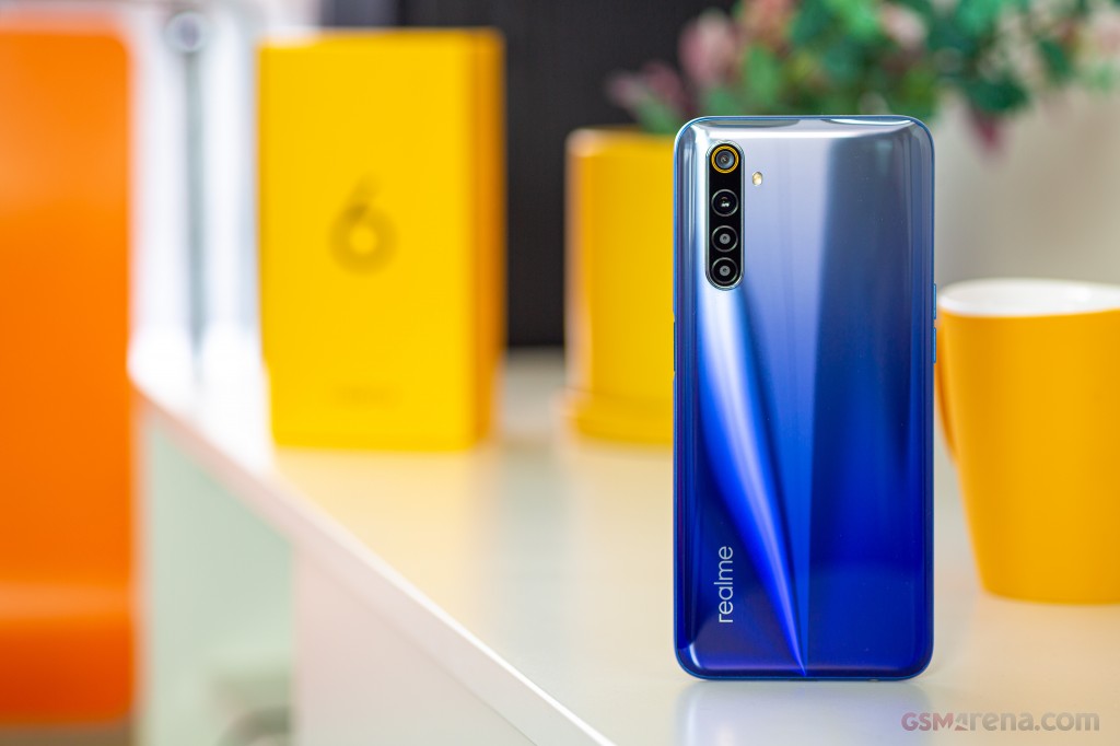Realme 6 pictures, official photos