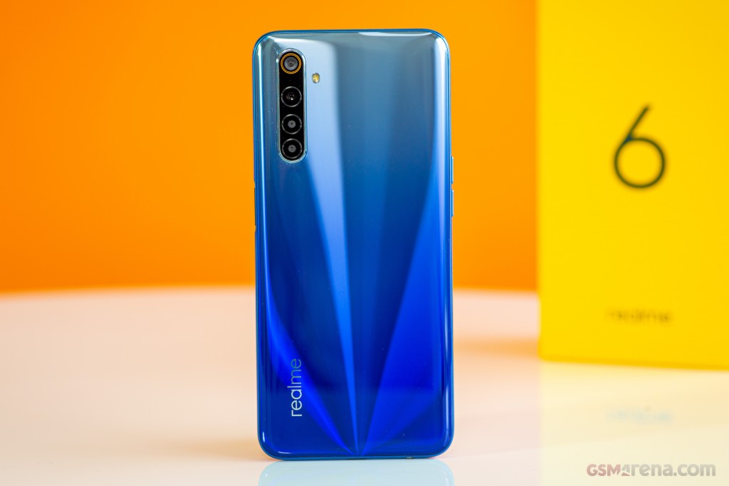 Realme 6 pictures, official photos