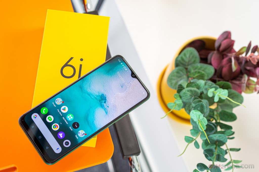 Realme 6i pictures, official photos