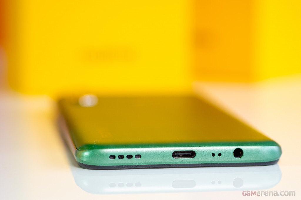 Realme 6i pictures, official photos