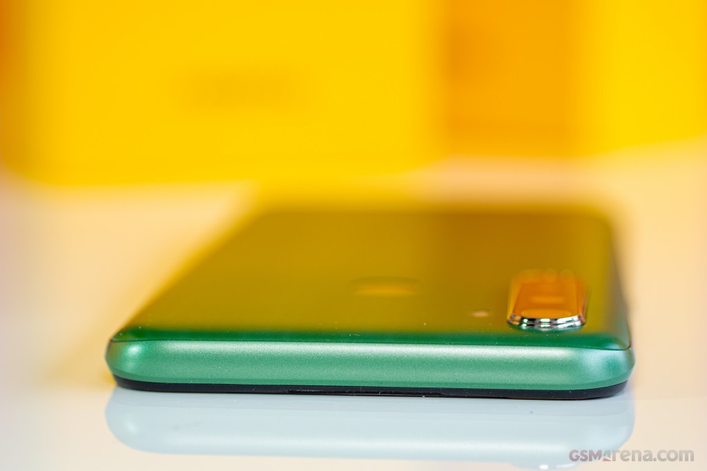 Realme 6i pictures, official photos