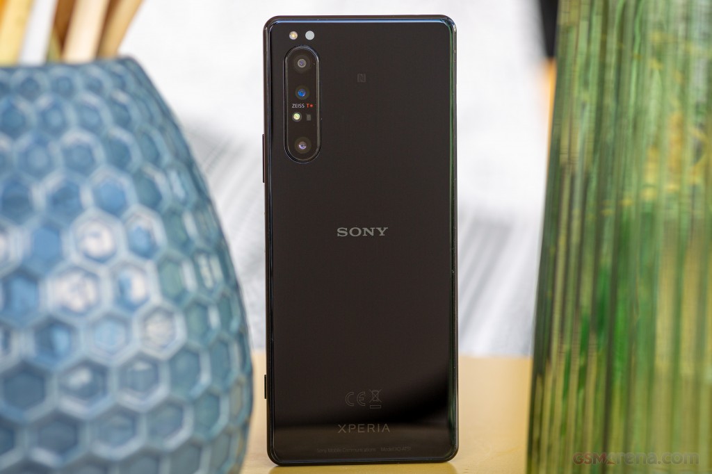 Sony Xperia 1 II pictures, official photos