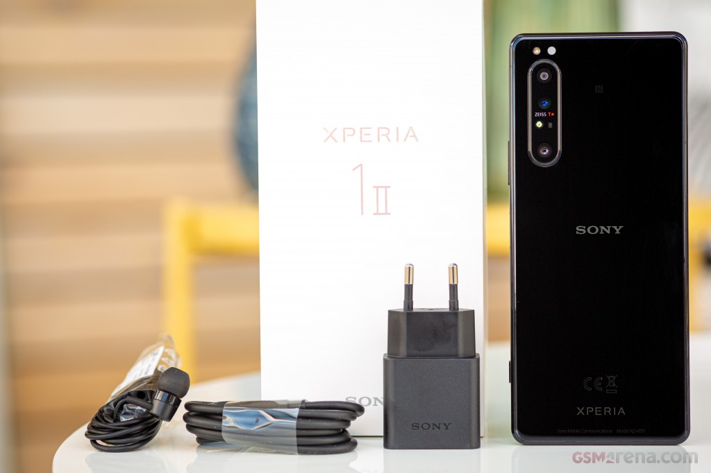 Sony Xperia 1 II pictures, official photos