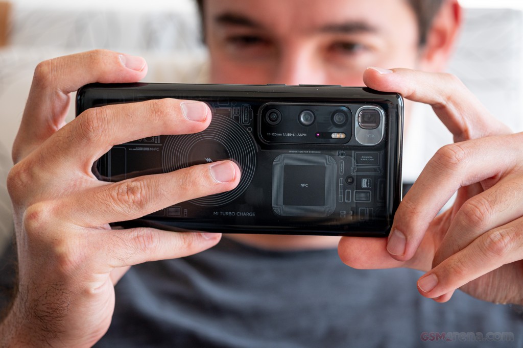 Xiaomi Mi 10 Ultra pictures, official photos