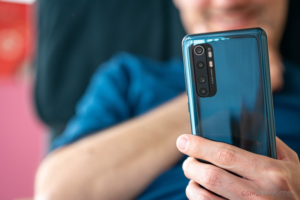 Xiaomi Mi Note 10 Lite pictures, official photos