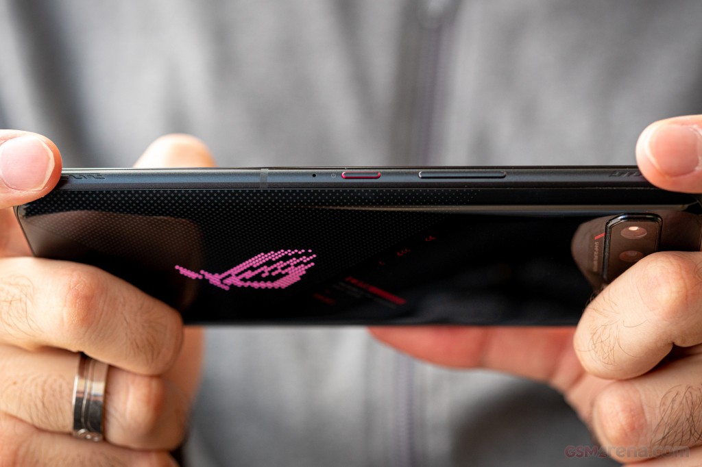 Asus ROG Phone 5 pictures, official photos