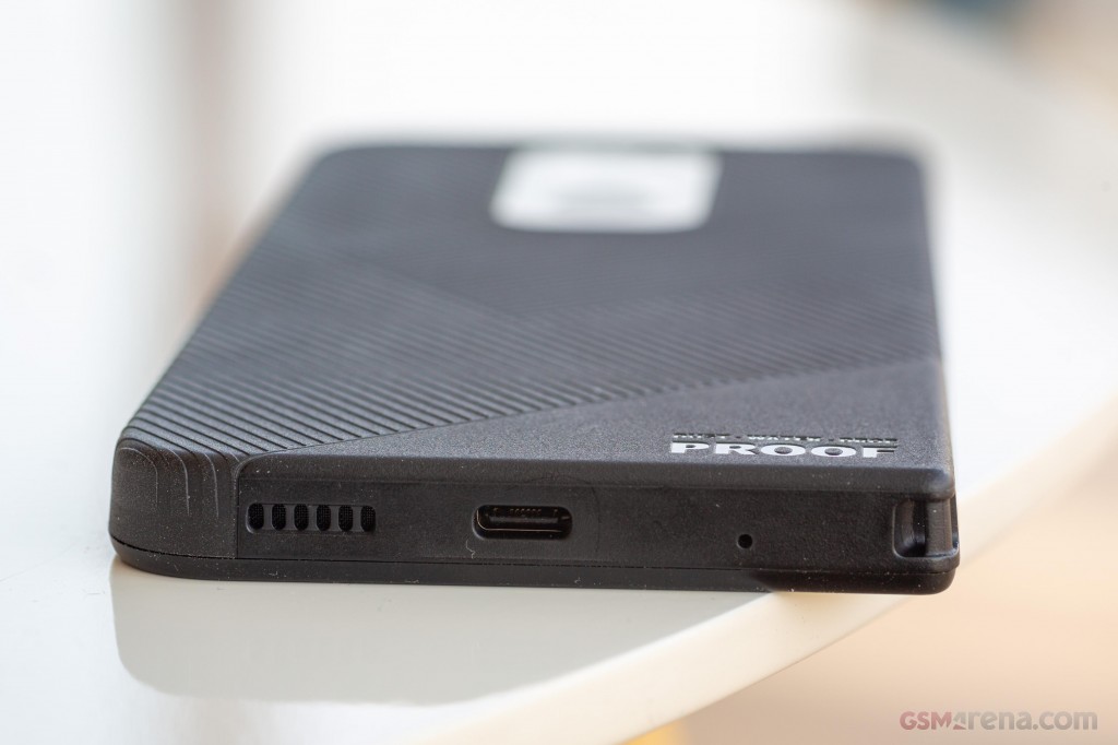 Motorola Defy (2021) pictures, official photos