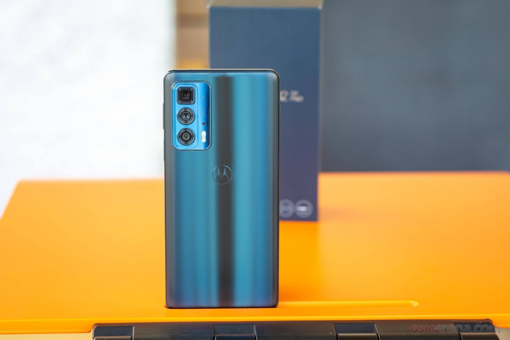 Motorola Edge 20 Pro pictures, official photos