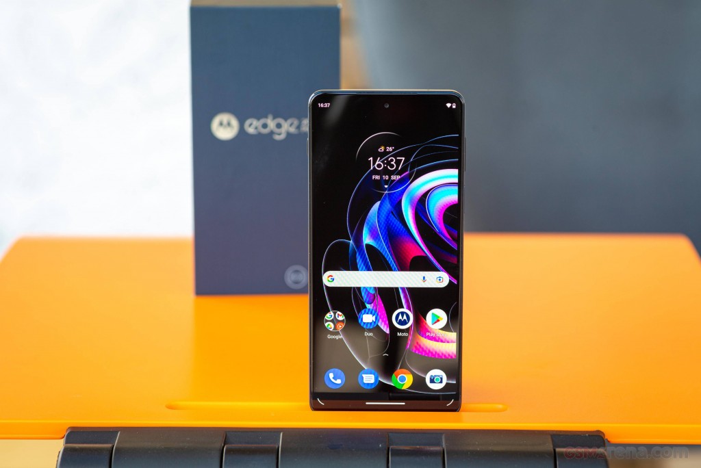 Motorola Edge 20 Pro pictures, official photos