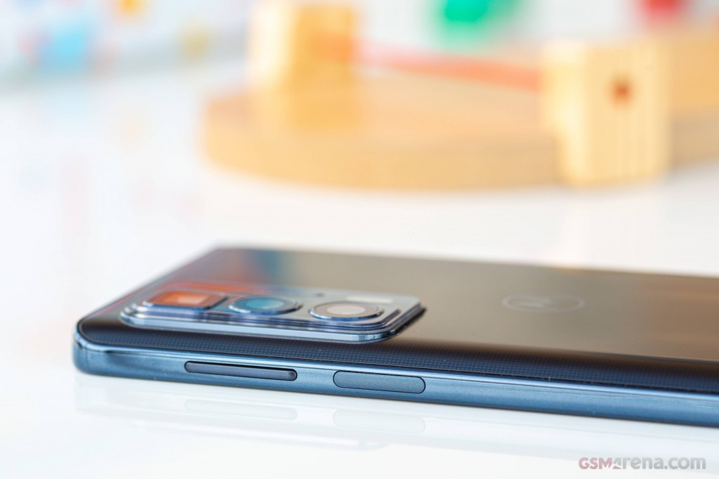 Motorola Edge 20 Pro pictures, official photos