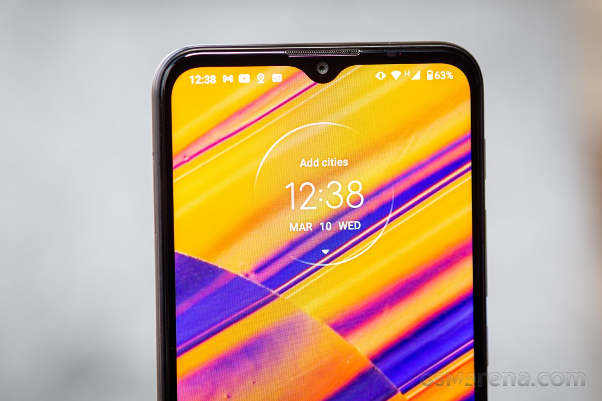 Motorola Moto G10 review: Design and handling