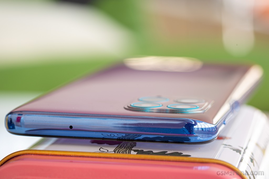 Motorola Moto G100 pictures, official photos