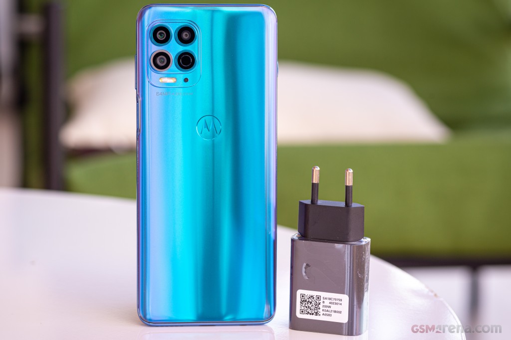 Motorola Moto G100 pictures, official photos