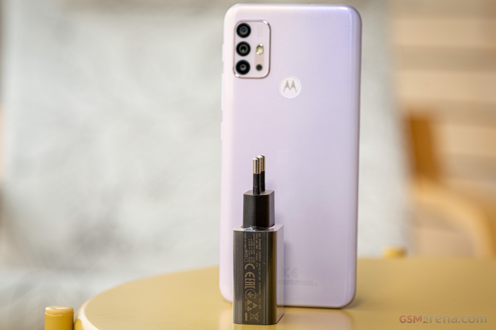 Motorola Moto G30 pictures, official photos