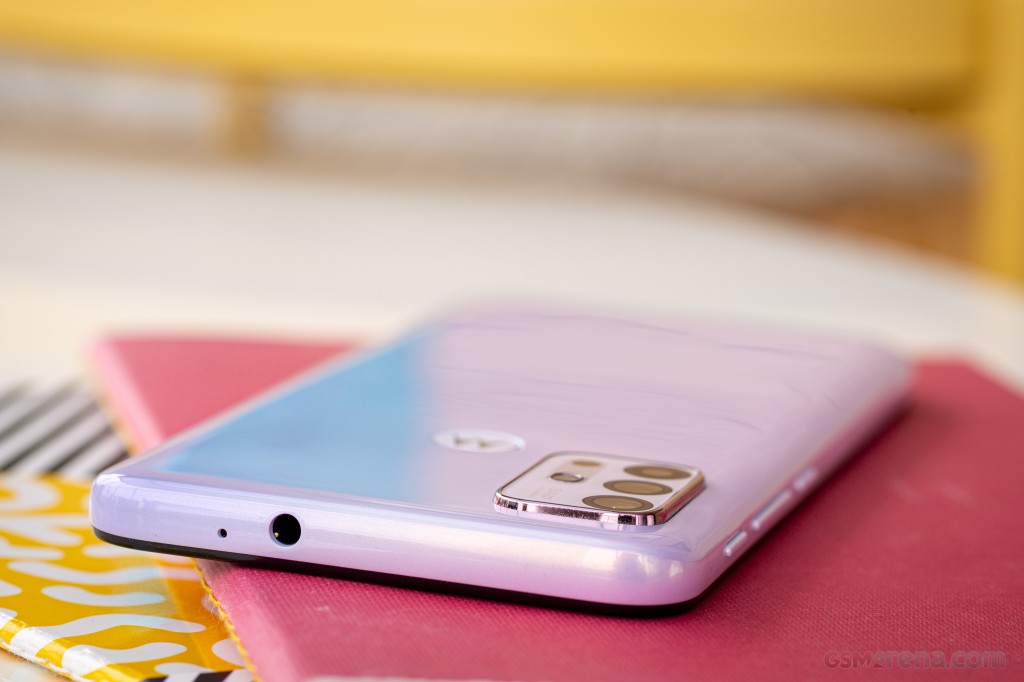 Motorola Moto G30 pictures, official photos