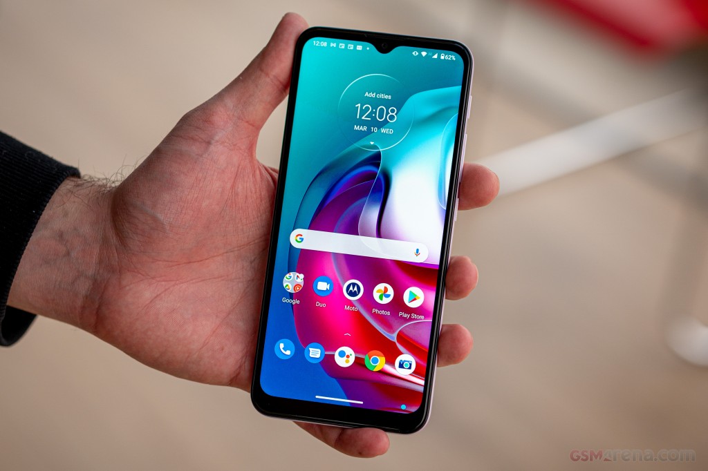 Motorola Moto G30 pictures, official photos