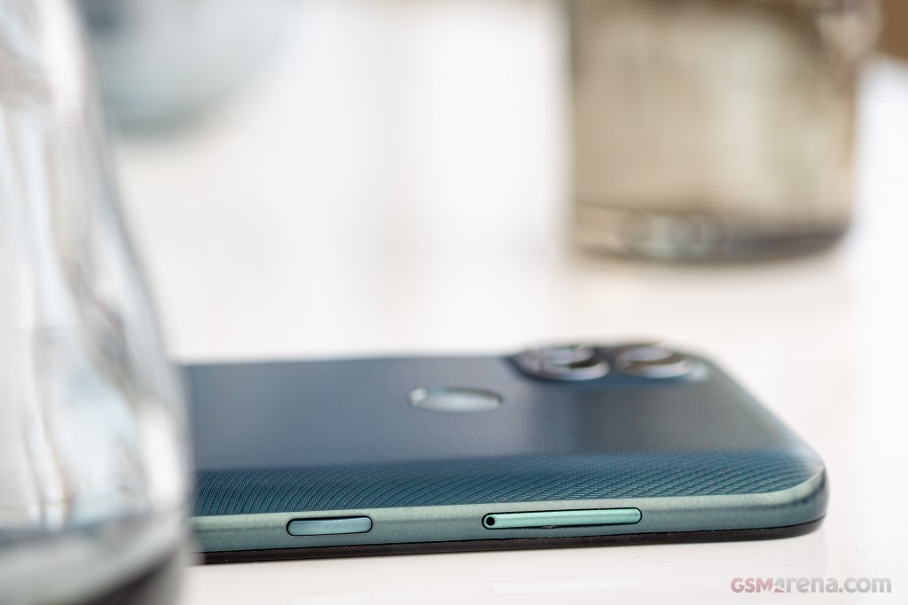 Motorola Moto G9 Power pictures, official photos