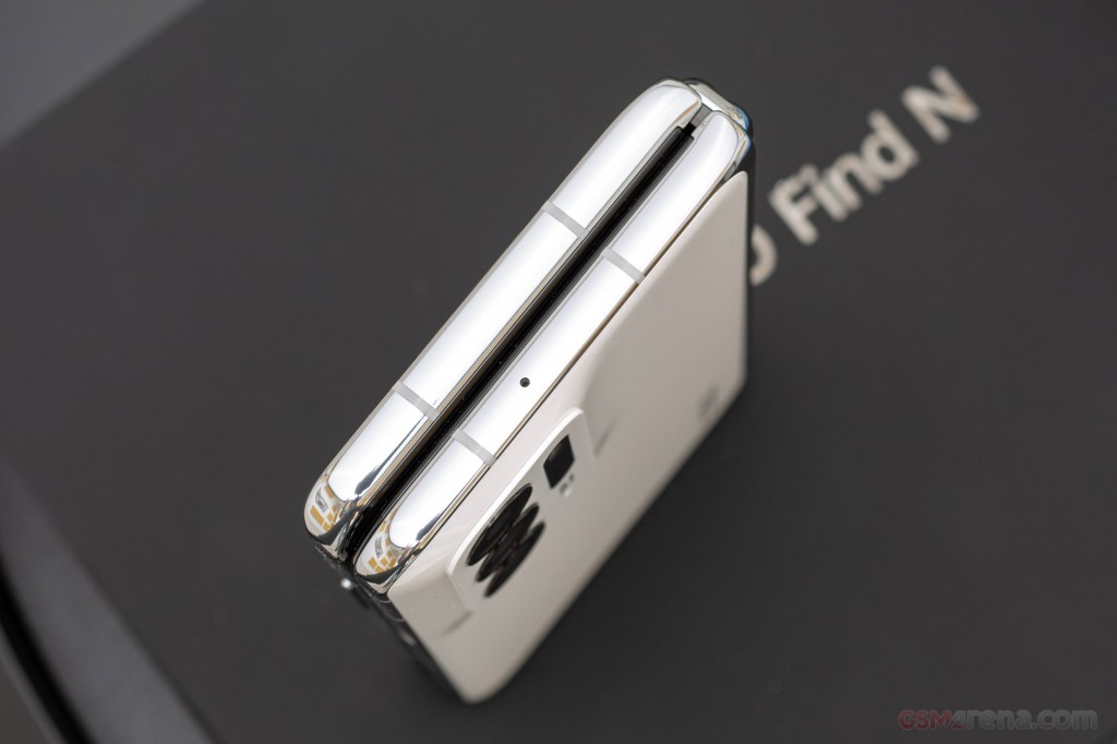 Oppo Find N pictures, official photos