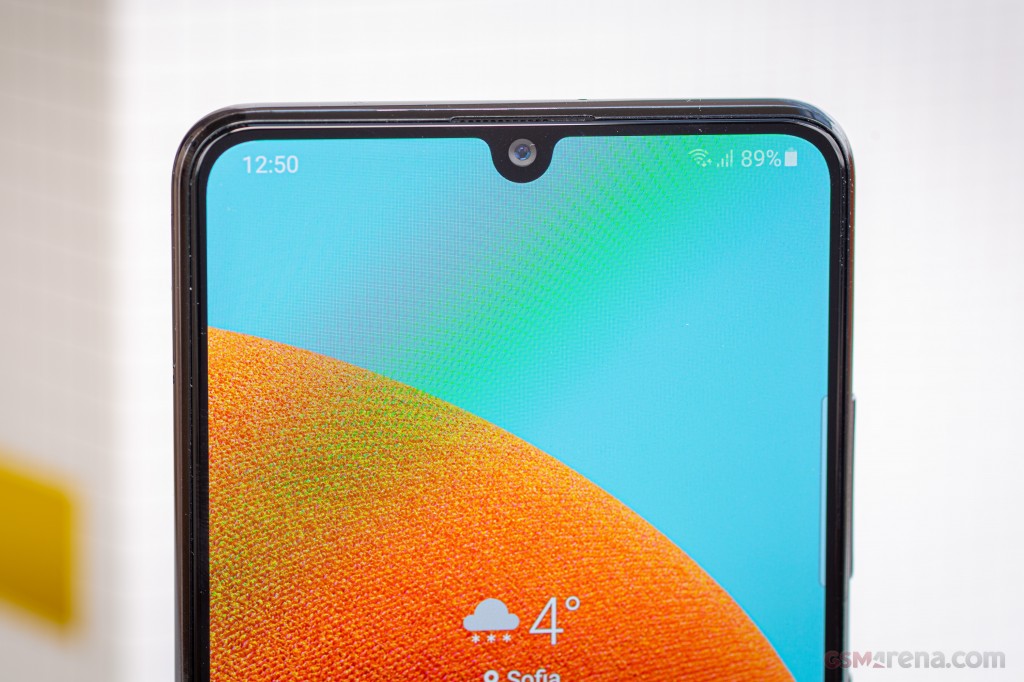 Samsung Galaxy A32 pictures, official photos