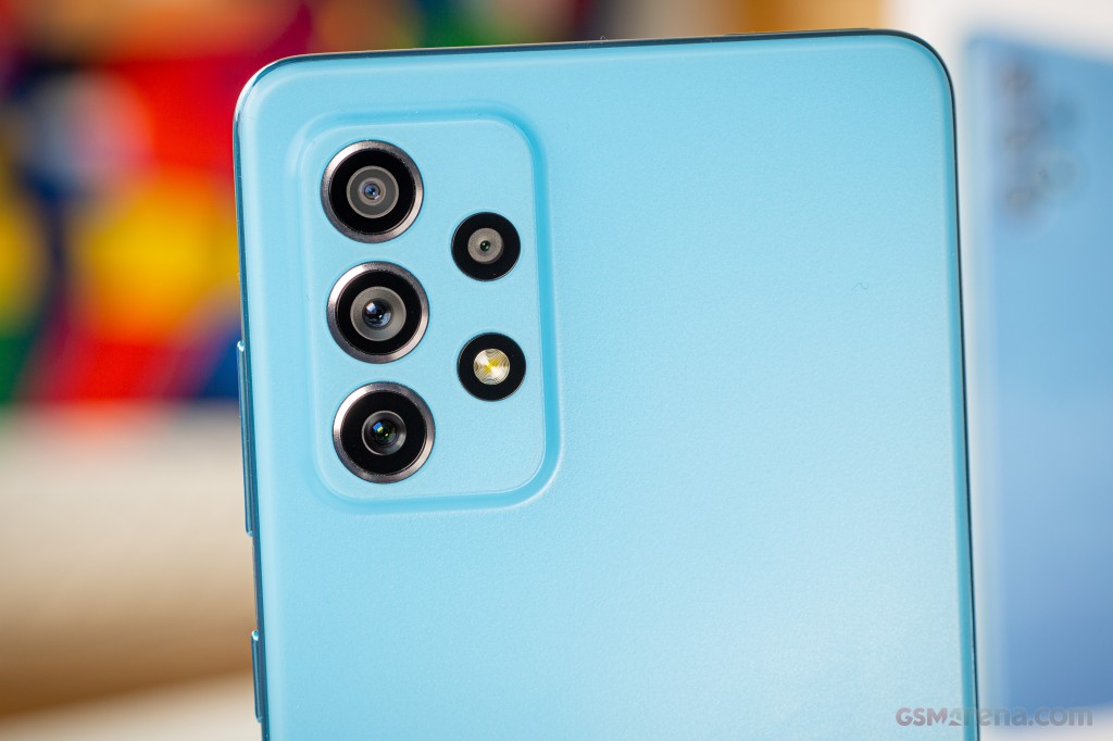 Samsung Galaxy A72 pictures, official photos