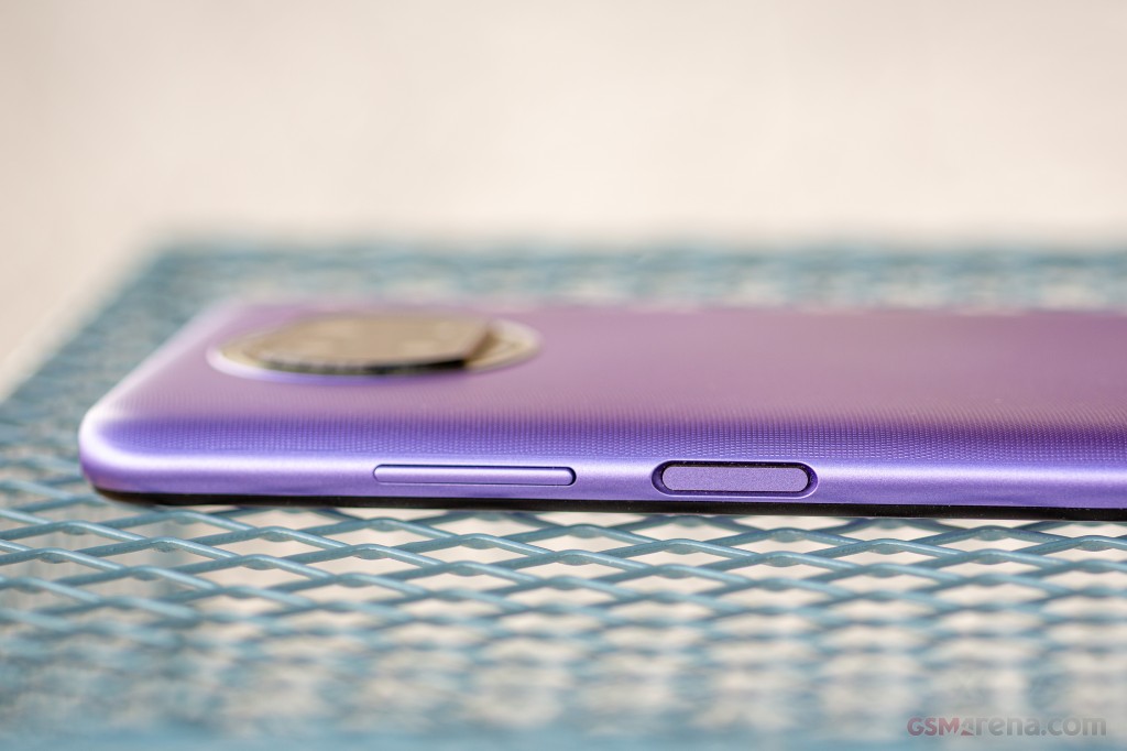 Xiaomi Redmi Note 9T pictures, official photos