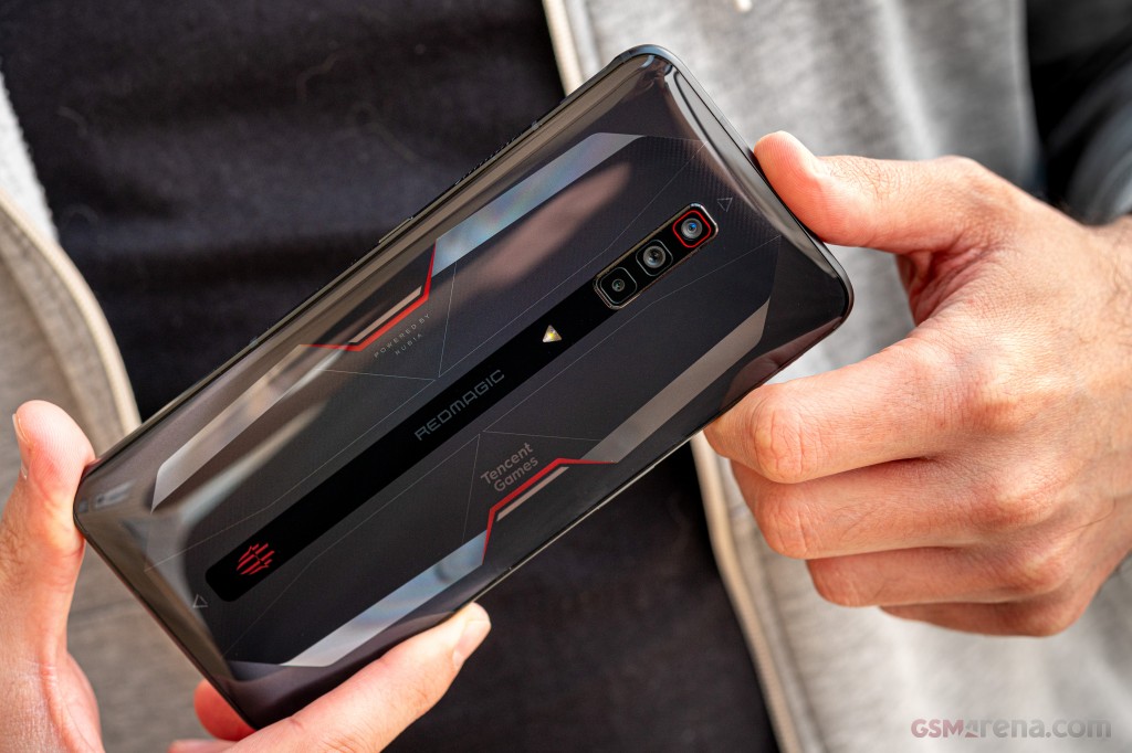 ZTE nubia RedMagic 6 pictures, official photos