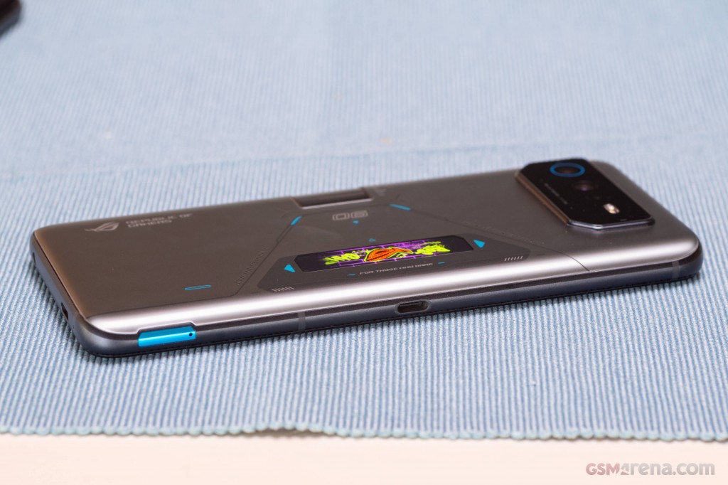 Asus ROG Phone 6D Ultimate pictures, official photos