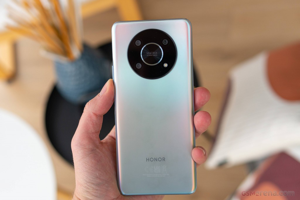 Honor Magic4 Lite pictures, official photos