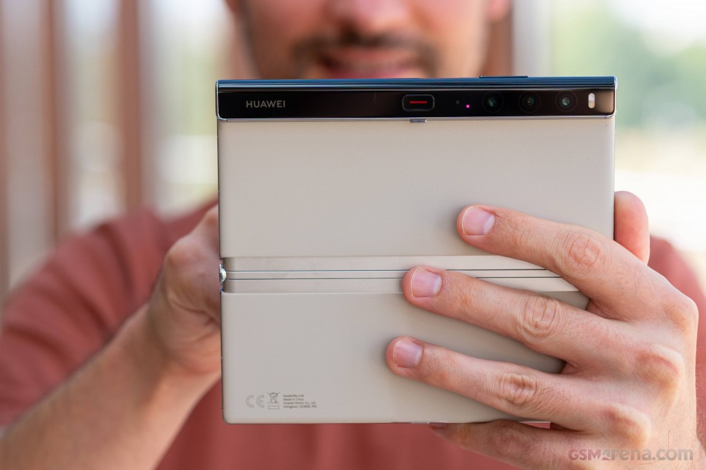 Huawei Mate Xs 2 pictures, official photos