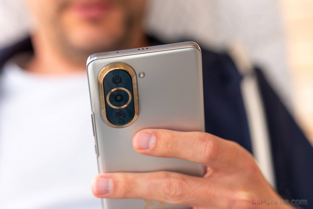 Huawei nova 10 Pro pictures, official photos