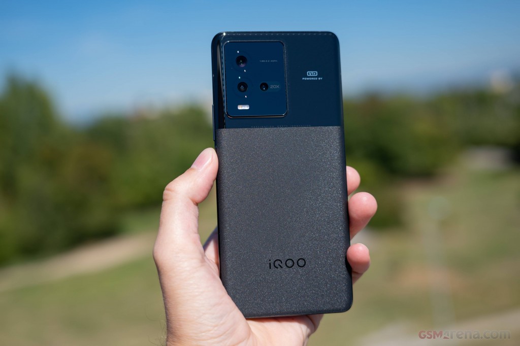 vivo iQOO 9T pictures, official photos
