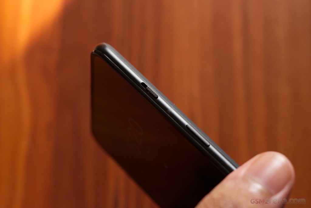 OnePlus 9RT 5G pictures, official photos