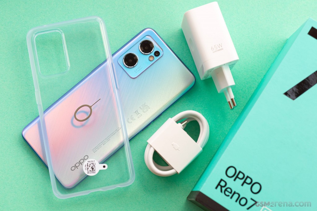 Oppo Reno7 5G pictures, official photos