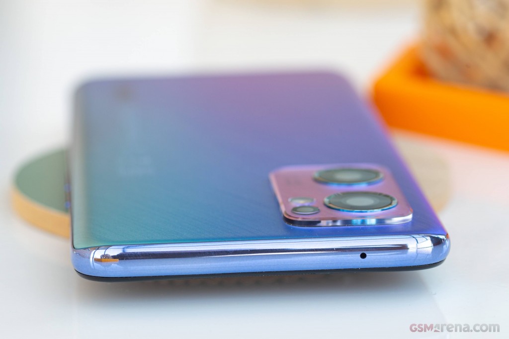 Oppo Reno7 5G pictures, official photos