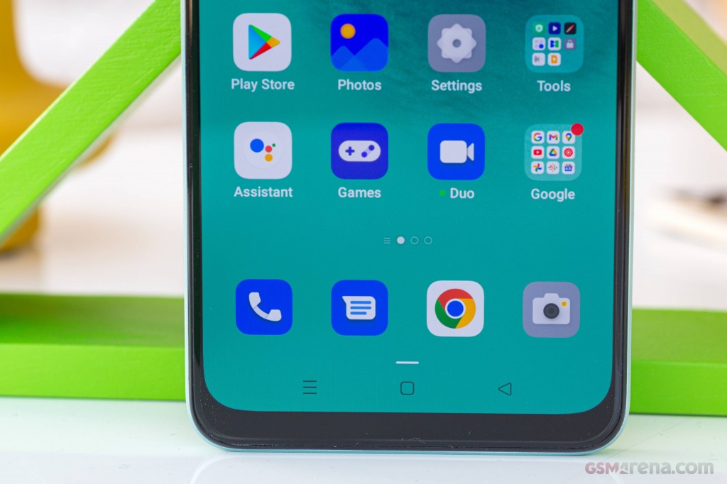 Oppo Reno7 Lite pictures, official photos