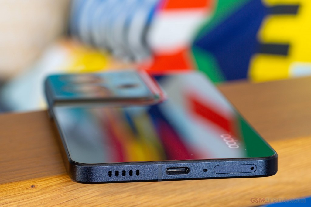 Oppo Reno8 Pro pictures, official photos