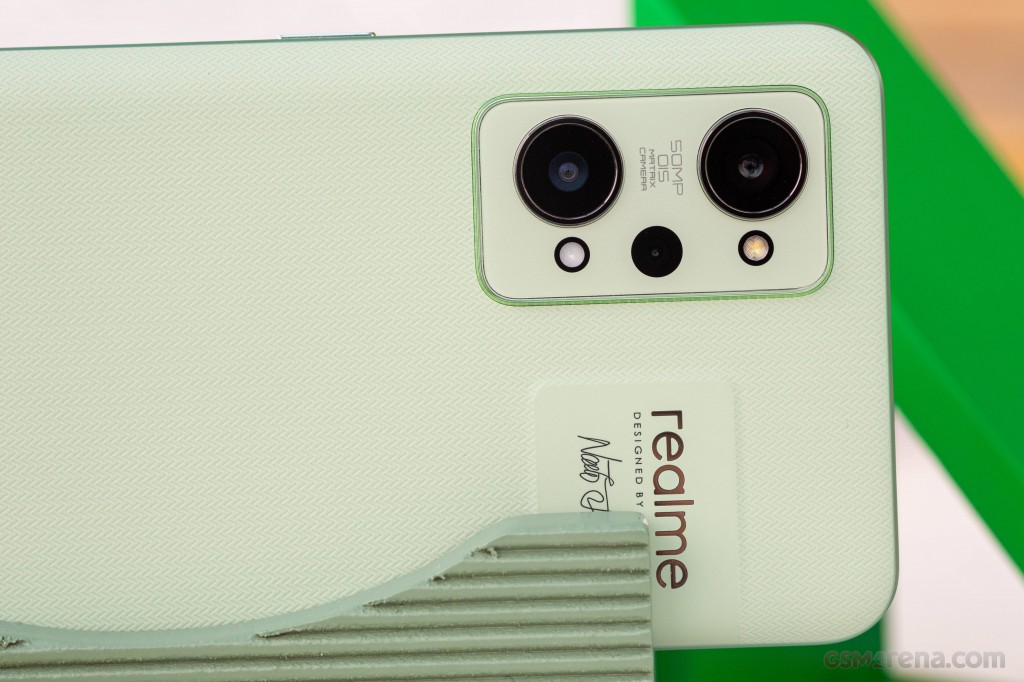 Realme GT2 pictures, official photos