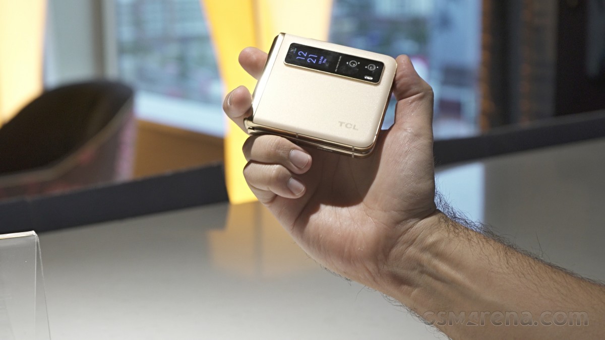 TCL at CES 2022: 30 V 5G, 30 XE 5G, Project Chicago, NxtPaper 10s ...