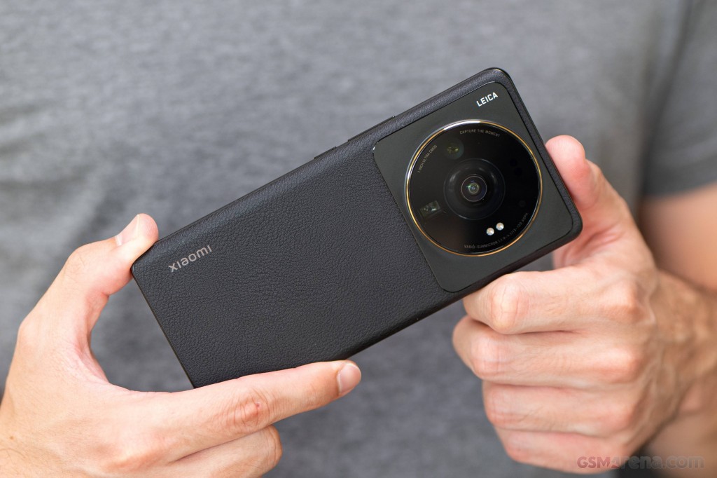 Xiaomi 12S Ultra pictures, official photos