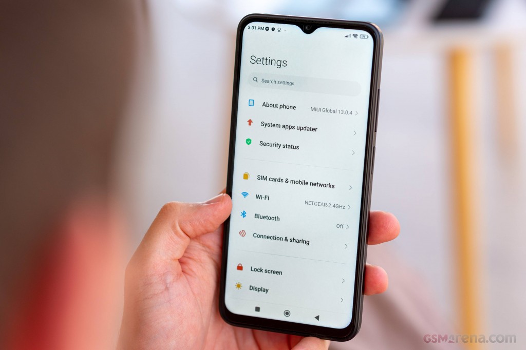 Xiaomi Poco M4 5G pictures, official photos