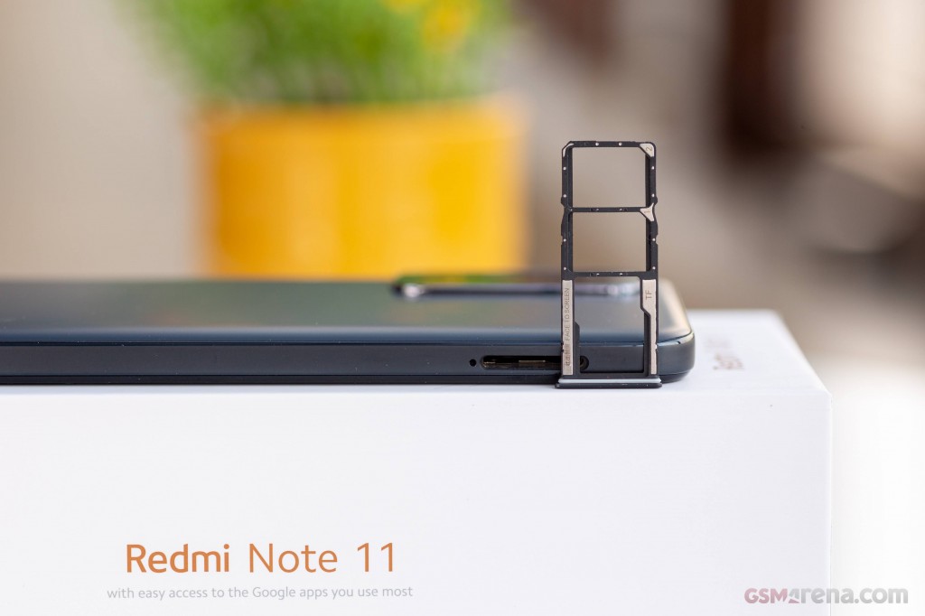 Xiaomi Redmi Note 11 pictures, official photos