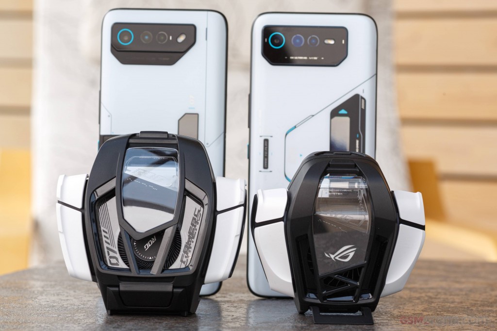 Asus ROG Phone 7 Ultimate pictures, official photos